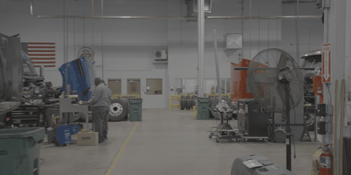 Comparing Diesel Mechanic Salary and Benefits Packages
