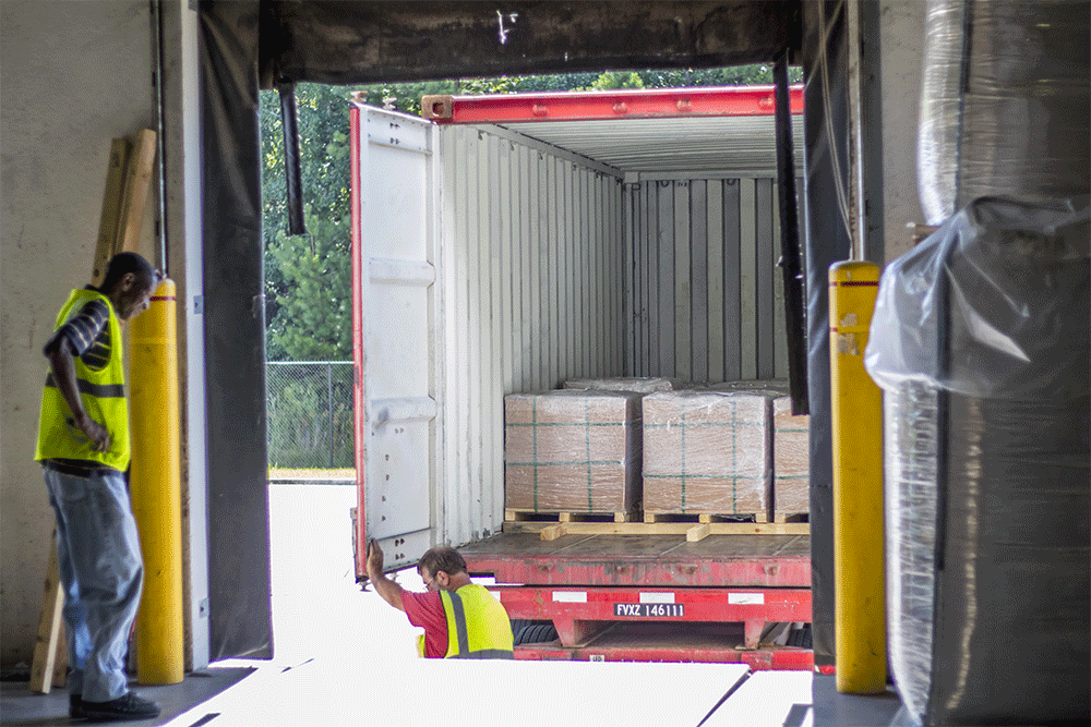 What is a Flatrack Container? [And When You Should Use It]