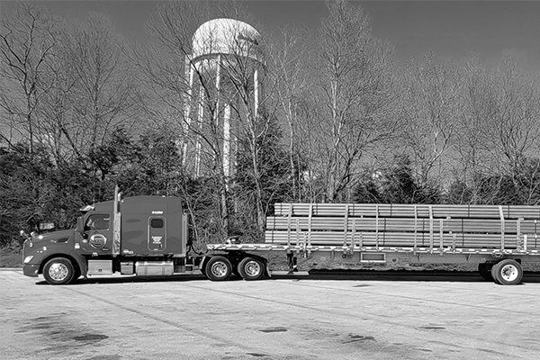 Can I Overhang Freight on a Flatbed Trailer?