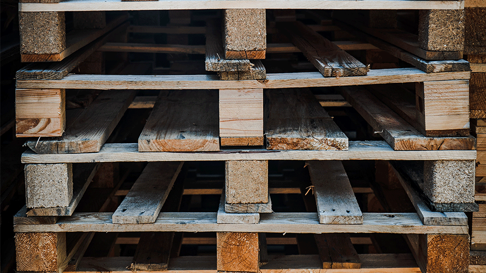 What Kinds of Pallets Are Used for Freight Shipping?