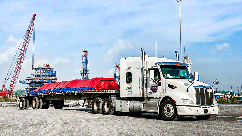 What Equipment Do Semi Truck Drivers Usually Keep On Hand?