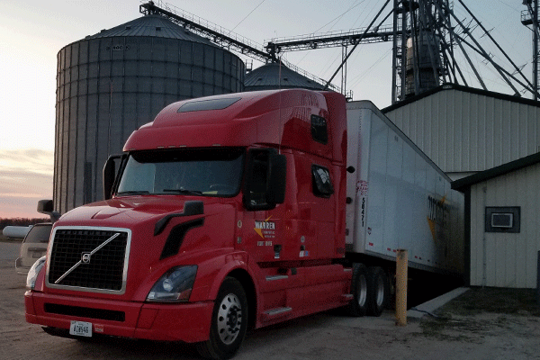 The Disadvantages of Using Drop Trailers for Freight Shipping