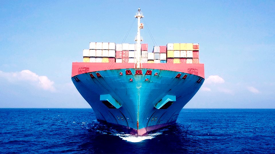 The Pros & Cons of Using a Freight Forwarder (+ How to Choose Yours)