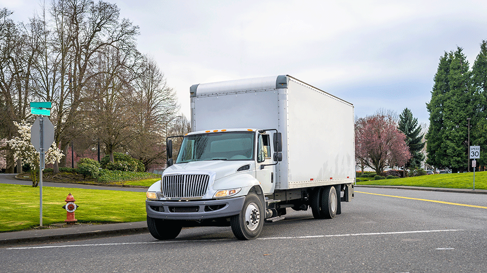 Small Freight Shipment Service Guide [An Overview of Your Options]